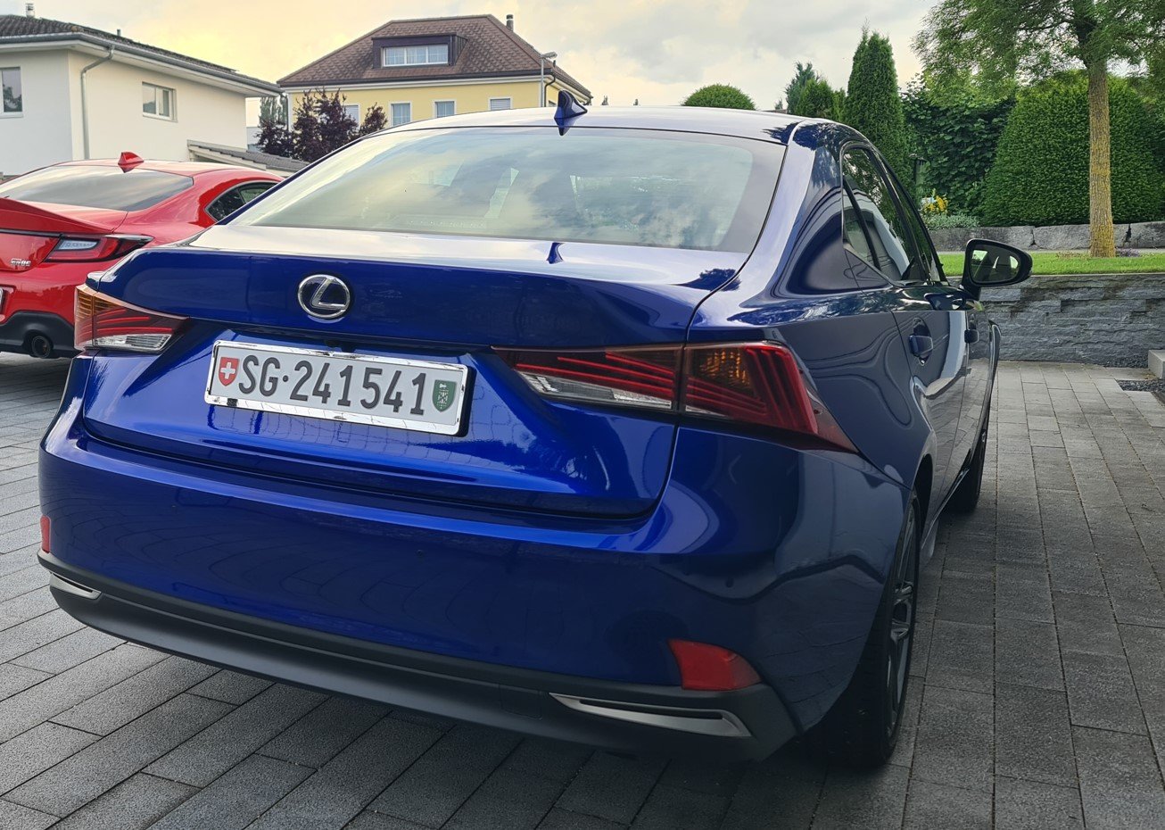 Erfahrungsbericht Lexus IS300h F-Sport i-Blue (Facelift 2020) - IS 200t ...